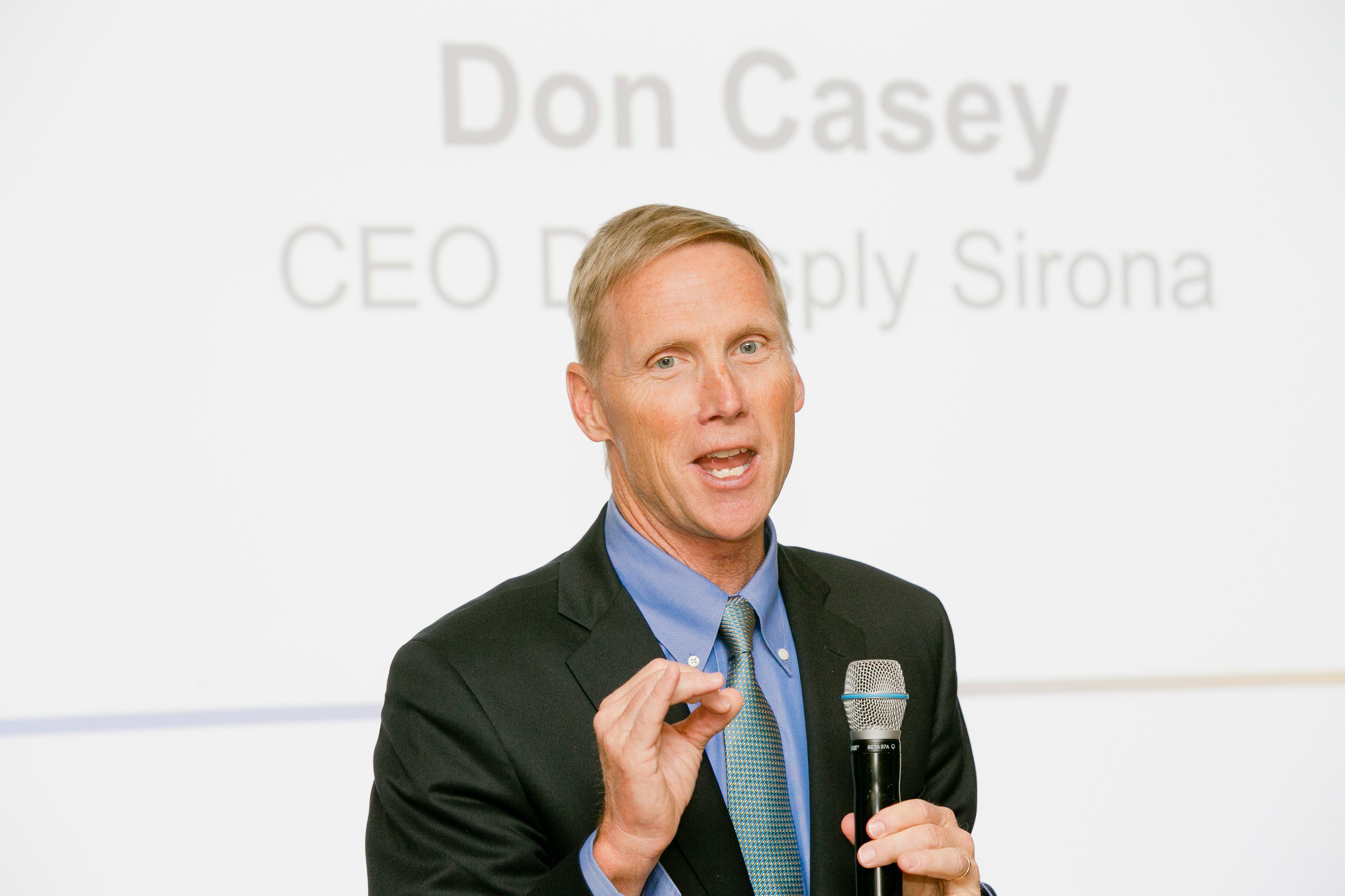 Dental News - Dentsply Sirona demonstrates future of Ankylos system in ...