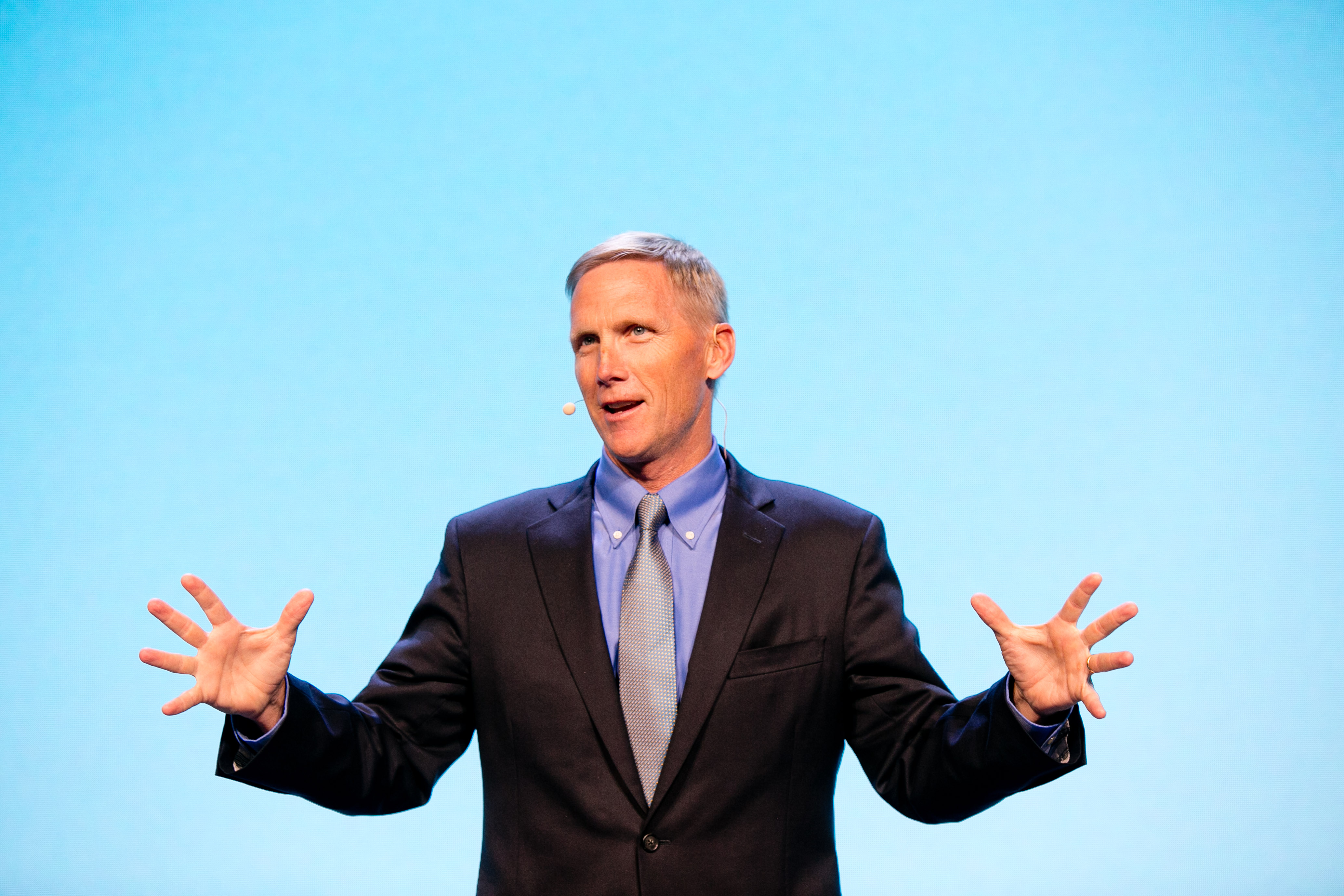 Dental News - Dentsply Sirona demonstrates future of Ankylos system in ...